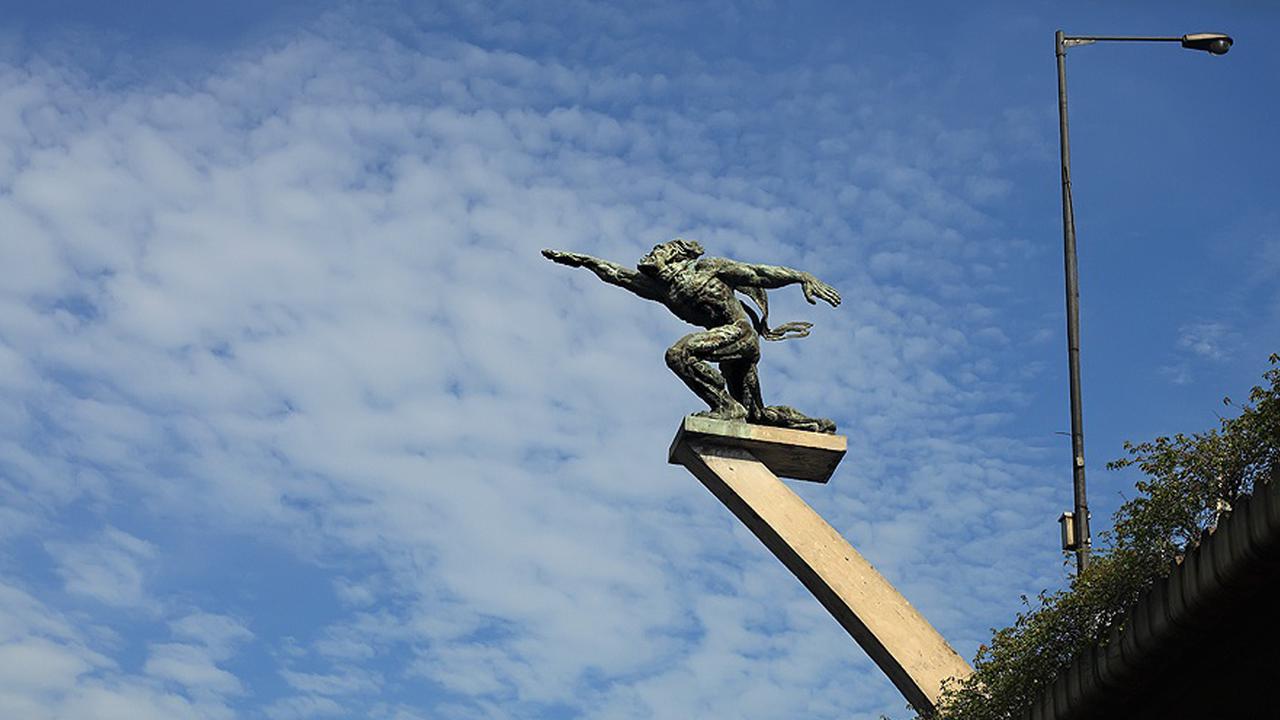 5 Contoh Patung Figuratif yang Ada di Indonesia Beserta Keterangannya