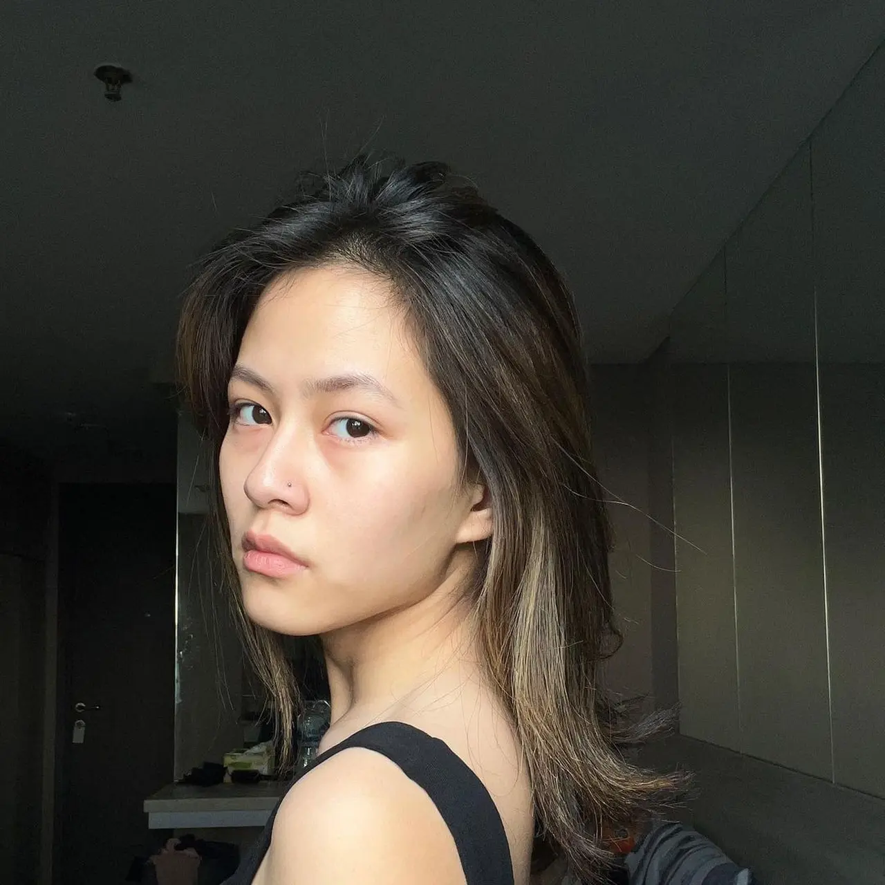 6 Potret Hasya Kyla Tanpa Makeup, Kantung Mata Terlihat Tapi Tetap ...