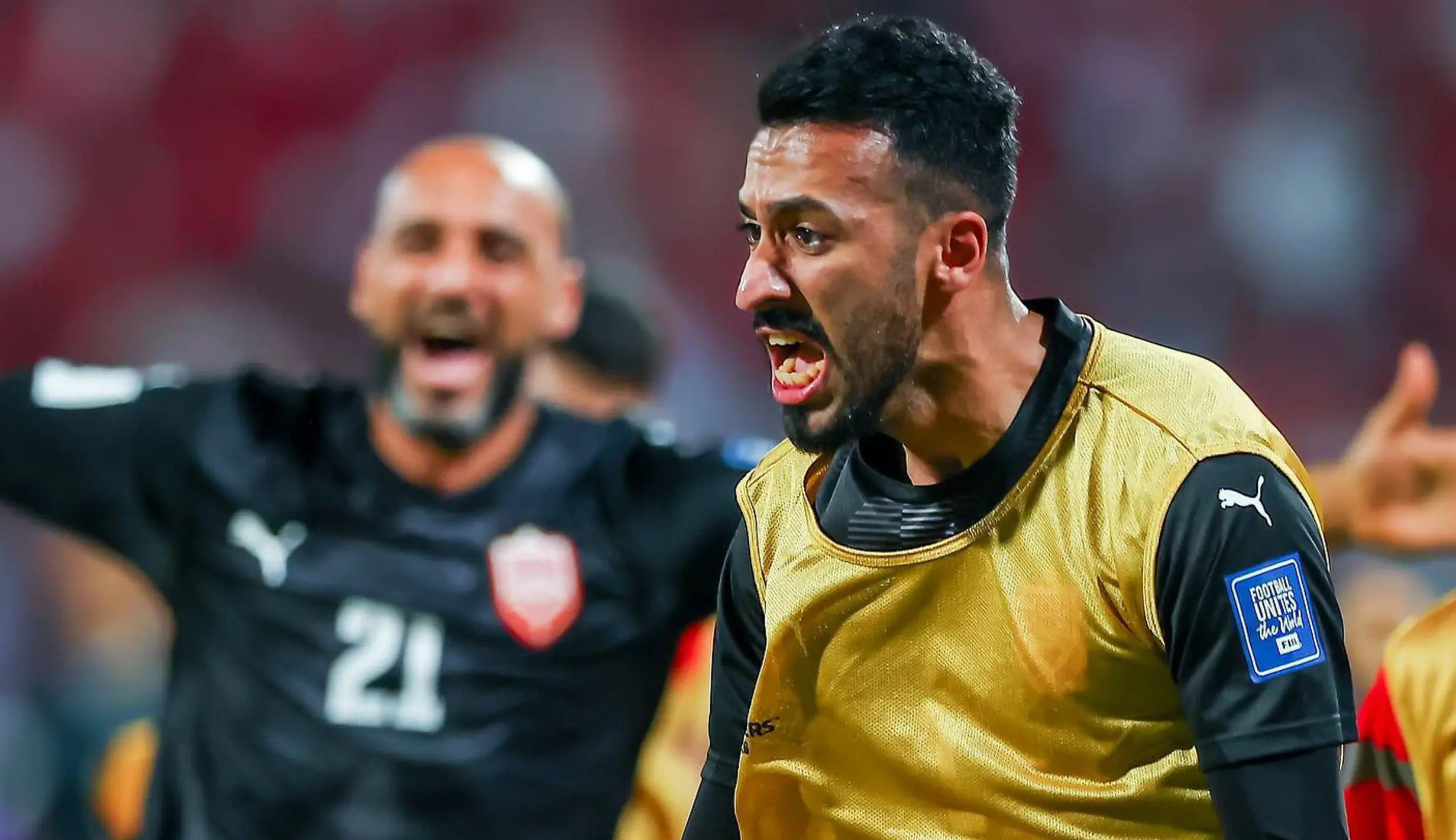 Foto: Ekspresi Pemain Bahrain Setelah Cetak Gol Kontroversial di Menit ...