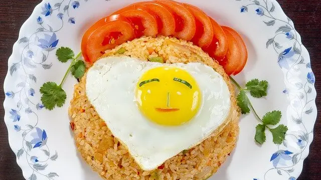 7 Resep Menu Sahur Simpel yang Enak dan Sehat, Bisa untuk Anak-Anak ...