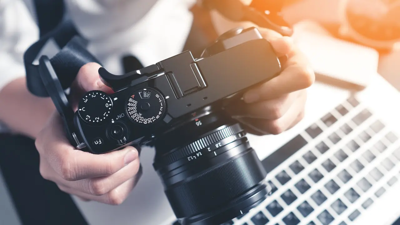 Macam-Macam Lensa Kamera yang Harus Diketahui dan Cara Merawatnya - Hot ...