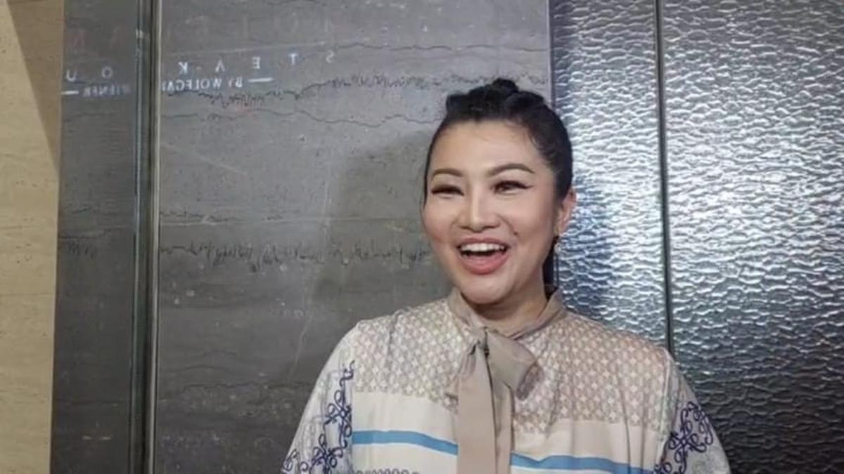 Fitri Carlina Nelangsa Jalani Ramadan Jauh dari Suami yang Dinas di ...