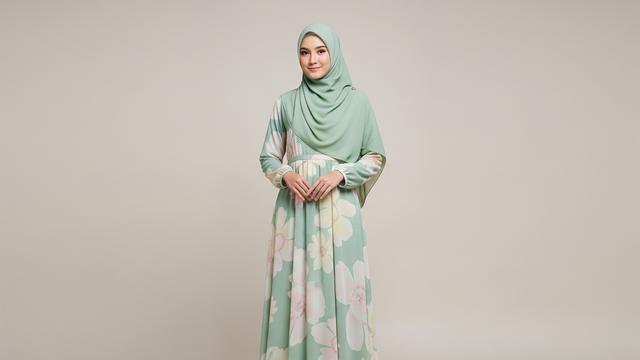 8 Model Gamis Motif Bunga Pastel Elegan untuk Pengajian, Anggun dan ...