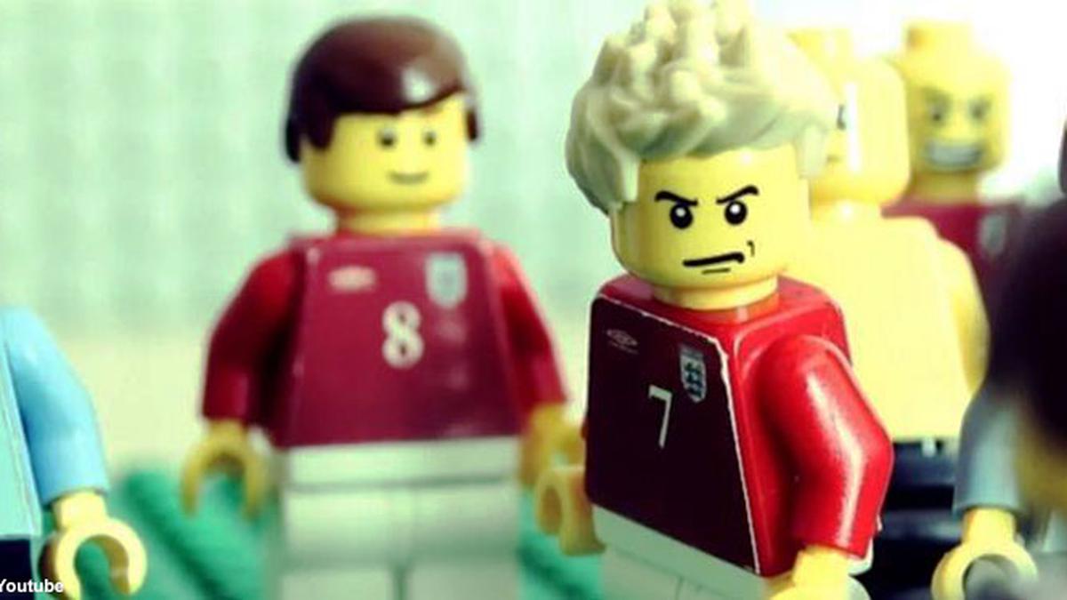 [VIDEO] Mengenang Beckham Dalam Bentuk Mainan Lego - Bola Liputan6.com