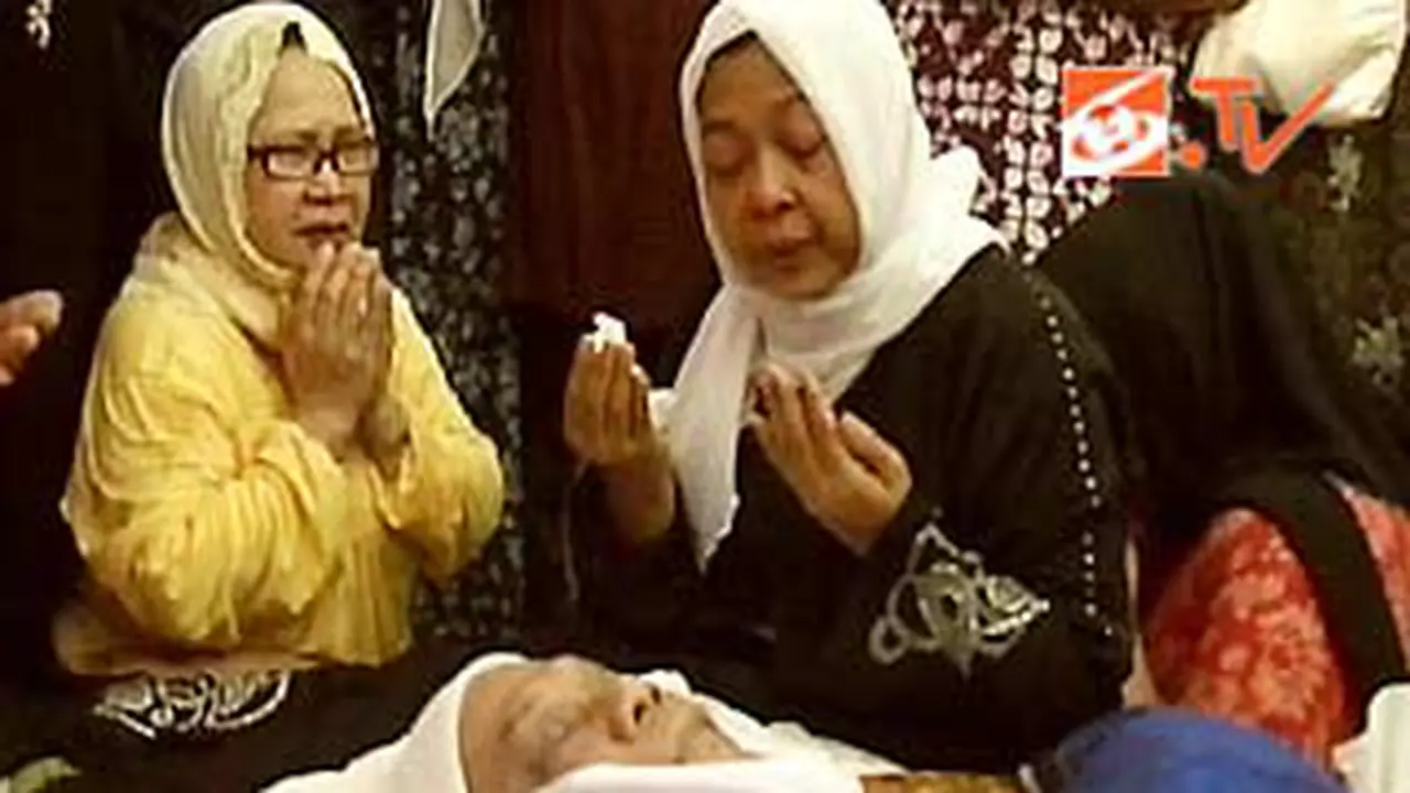 Zainuddin Sempat Pingsan Sebelum Meninggal