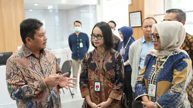 BPJS Kesehatan Sambangi PMN RS Mata Cicendo, Guna Pastikan Janji Layanan JKN Bandung - Bisnis ...