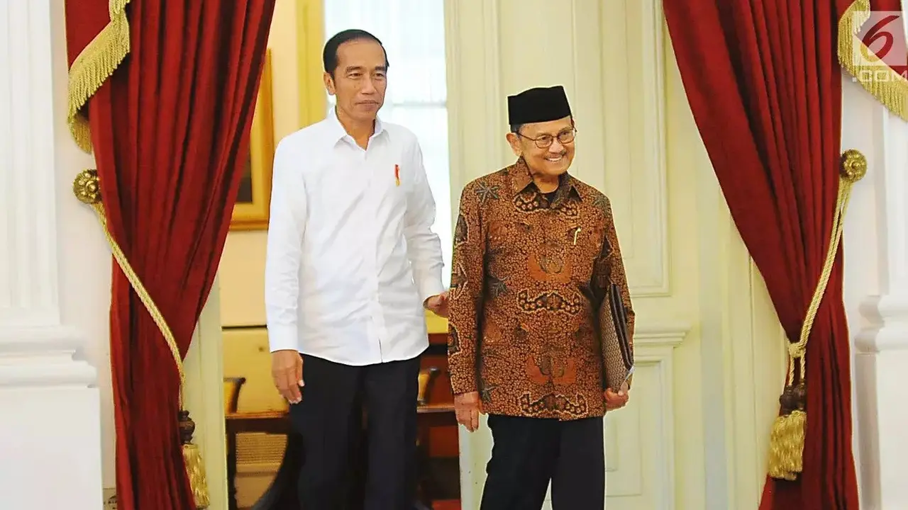 Potret 7 Presiden Indonesia Kenakan Baju Batik, dari Soekarno Hingga ...