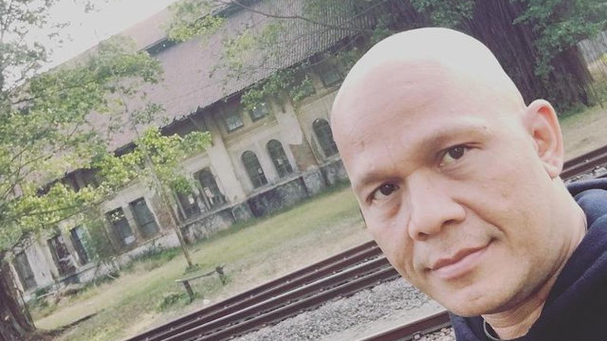 Masih Ingat Harry Pantja? Ini 10 Potret Host 'Dunia Lain' yang Kini Nasibnya Bikin Pilu ...