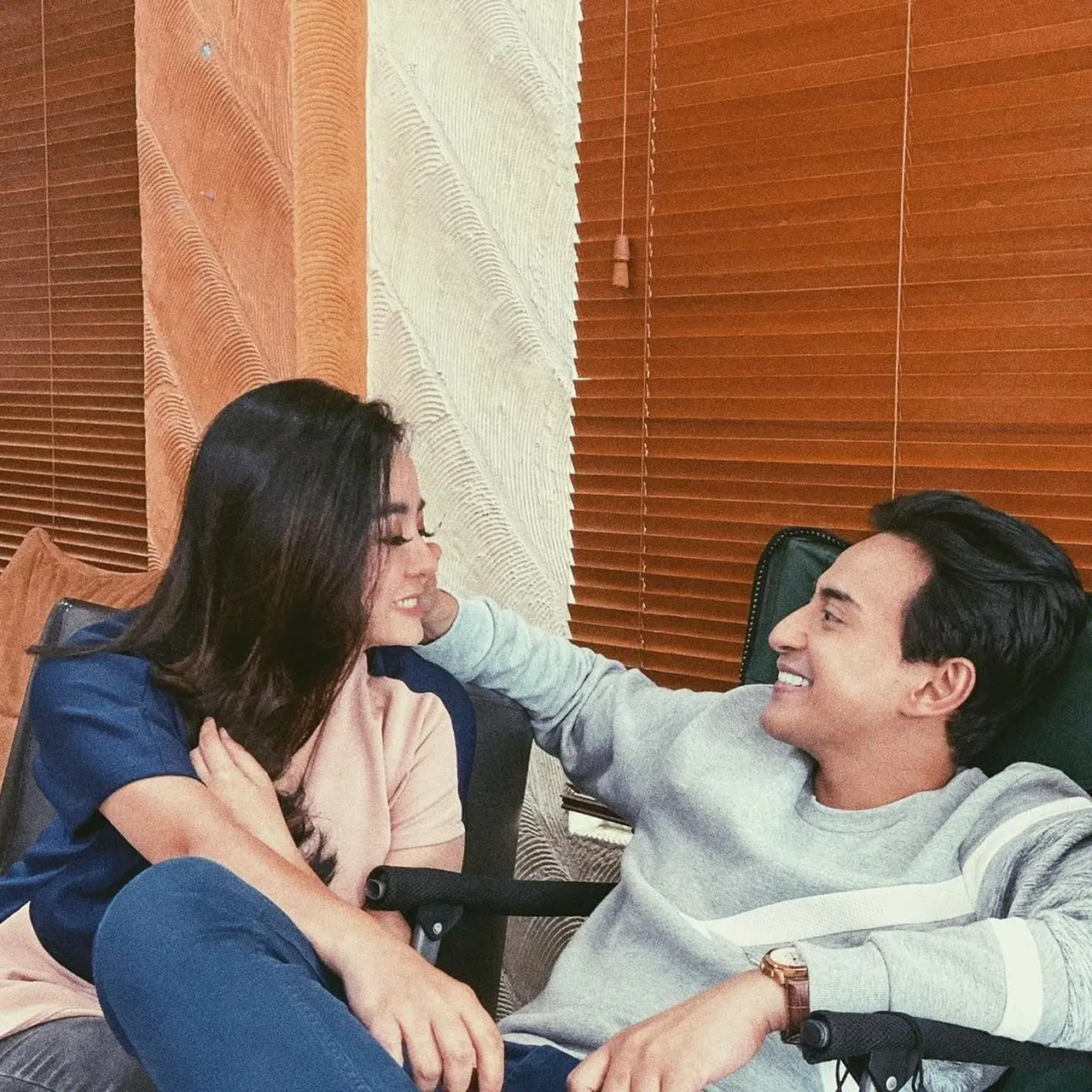 Sudah Saling Kenal Keluarga, Ini 6 Potret Kebersamaan Gita Sinaga dan ...