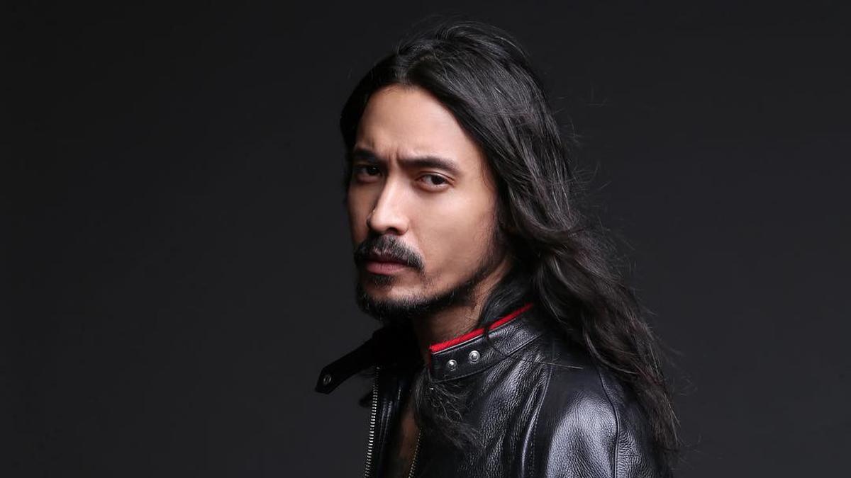 Pengumuman, Ello Resmi Jadi Vokalis Baru Dewa 19 - ShowBiz Liputan6.com