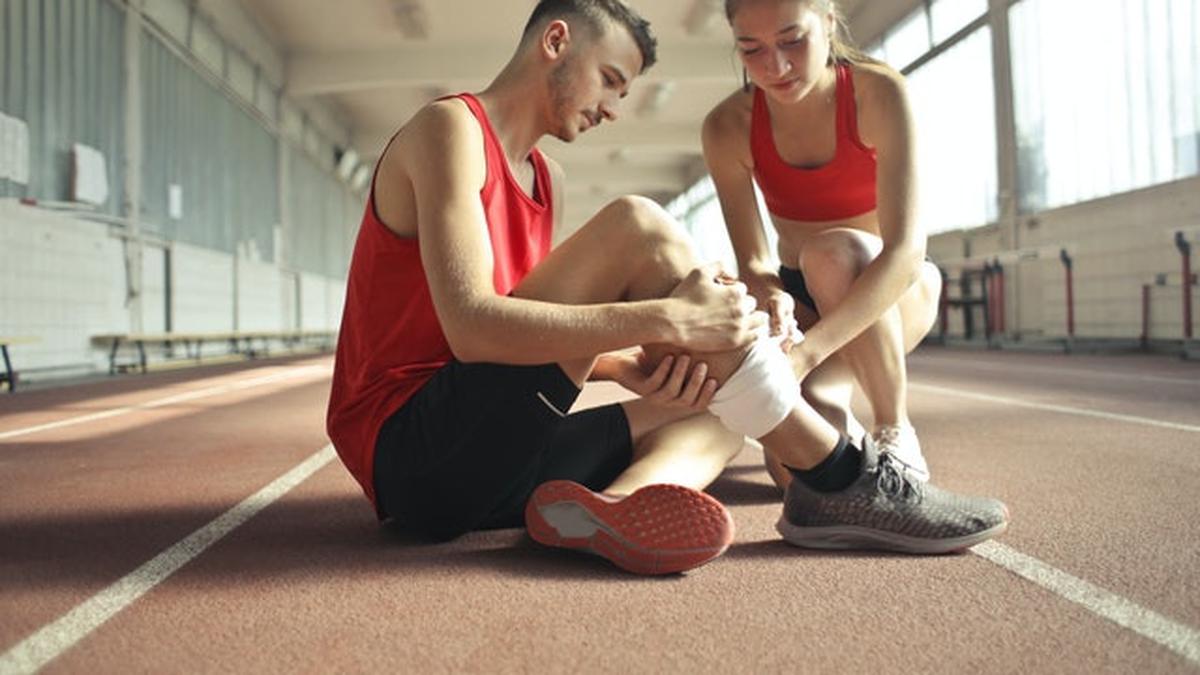 7 Cara Mengatasi Kram Otot saat Olahraga secara Alami - Ragam Bola.com