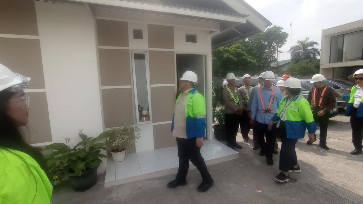 Wamen Fahri Hamzah Dukung Pengembangan Rumah Prefabrikasi untuk Hunian ...