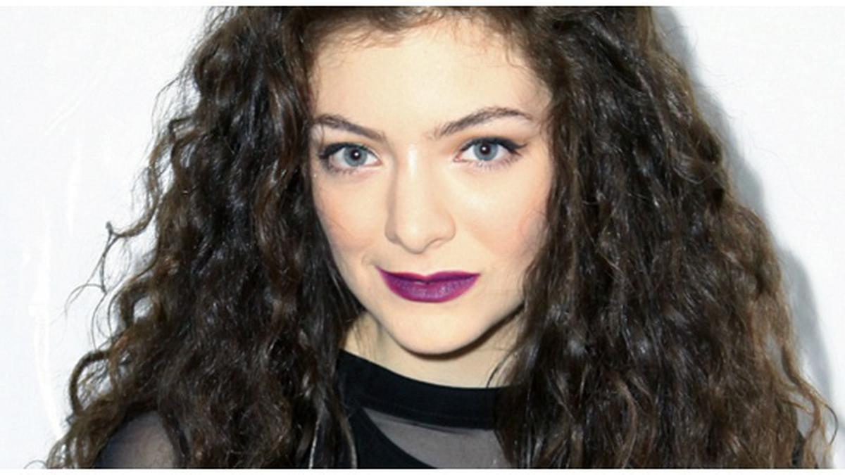 Lorde Dan MAC Bakal Luncurkan Lipstick Edisi Terbatas, MAC X LORDE