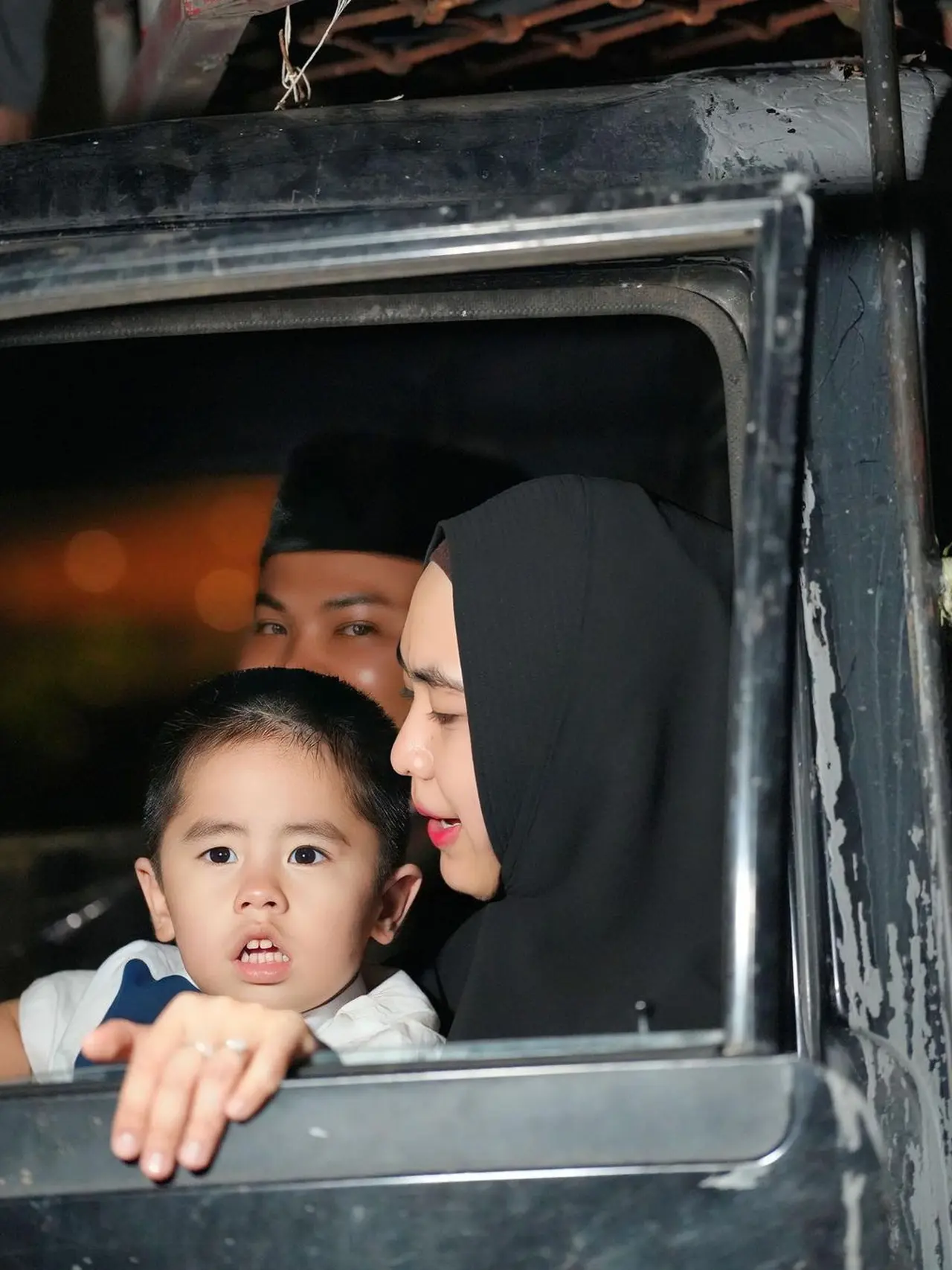 Ada Oki Setiana Dewi hingga Dian Sastro, 5 Artis Ini Berbesar Hati Miliki Anak Berkebutuhan ...