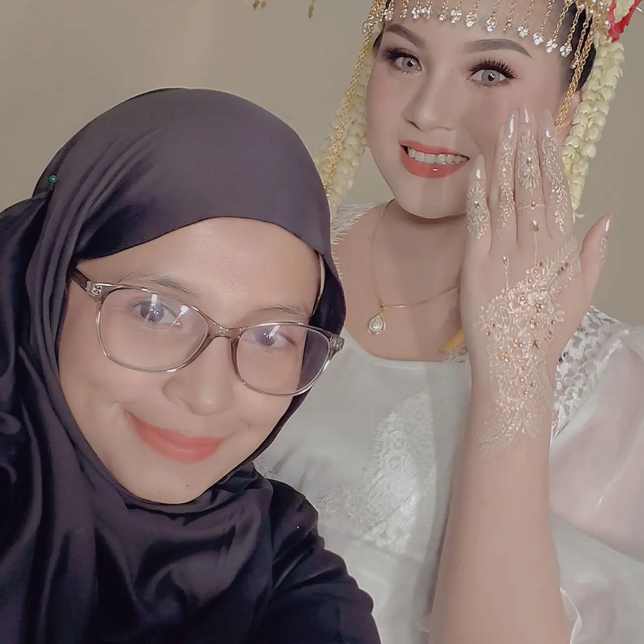 Momen Pernikahan Dustin Tiffani dan Ditha Rizky Amalia, Cantiknya ...