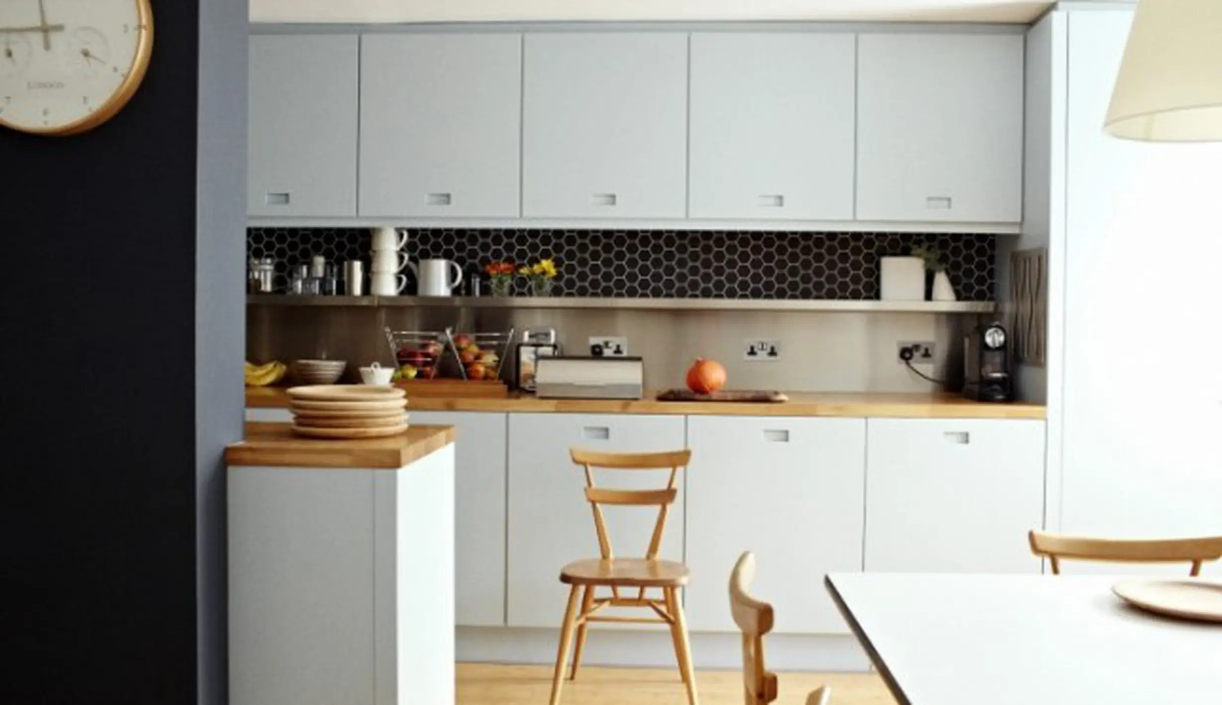 14 Desain Dapur dengan Dinding Unik dan Cantik