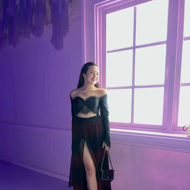 6 Potret Beby Tsabina 2 Bulan di Indonesia Pasca Lulus, Diduga Punya Pacar Baru - Hot Liputan6.com