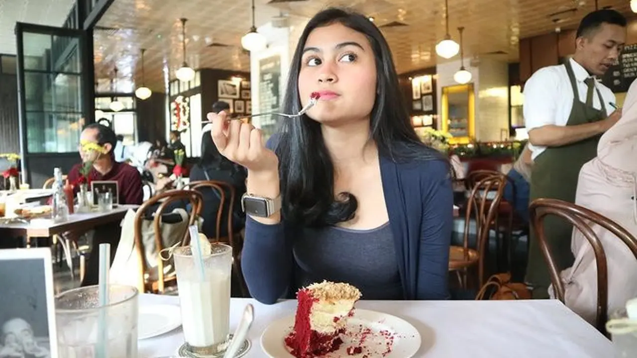 7 Potret Junisya Putri, Anak Aktor Senior Dwi Yan yang Penuh Pesona ...