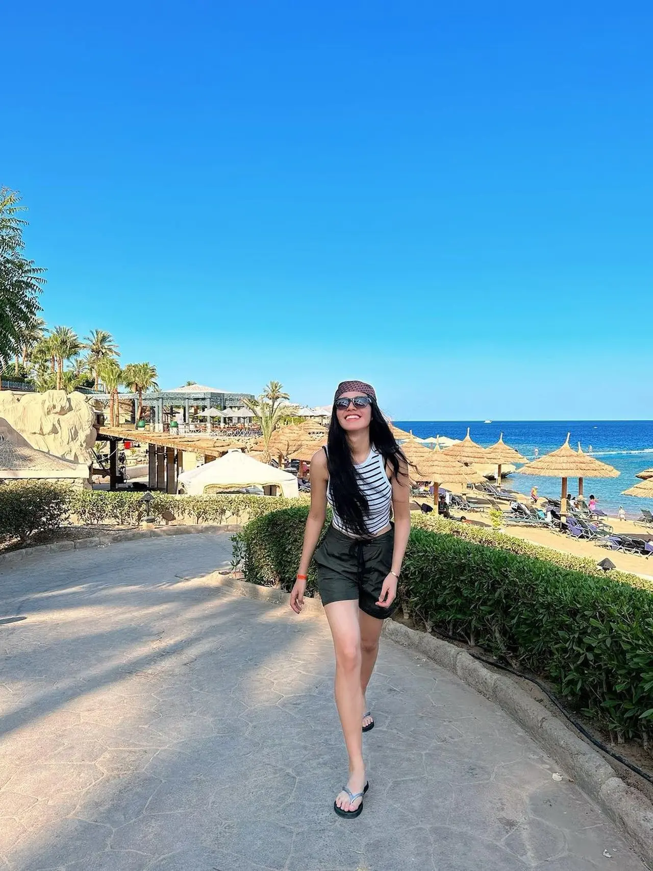 Bertemu Sang Ayah Lagi Usai 4 Tahun, Ini 7 Momen Susan Sameh Pulang ...