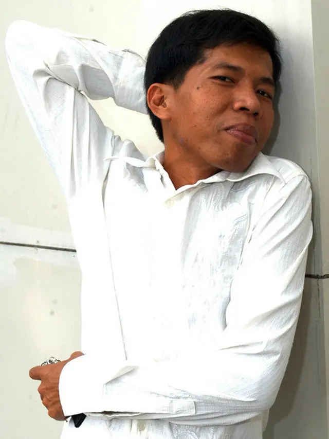 7 Foto Lawas Pemain Spontan ‘Uhuy’, Komeng Bikin Pangling - Hot ...
