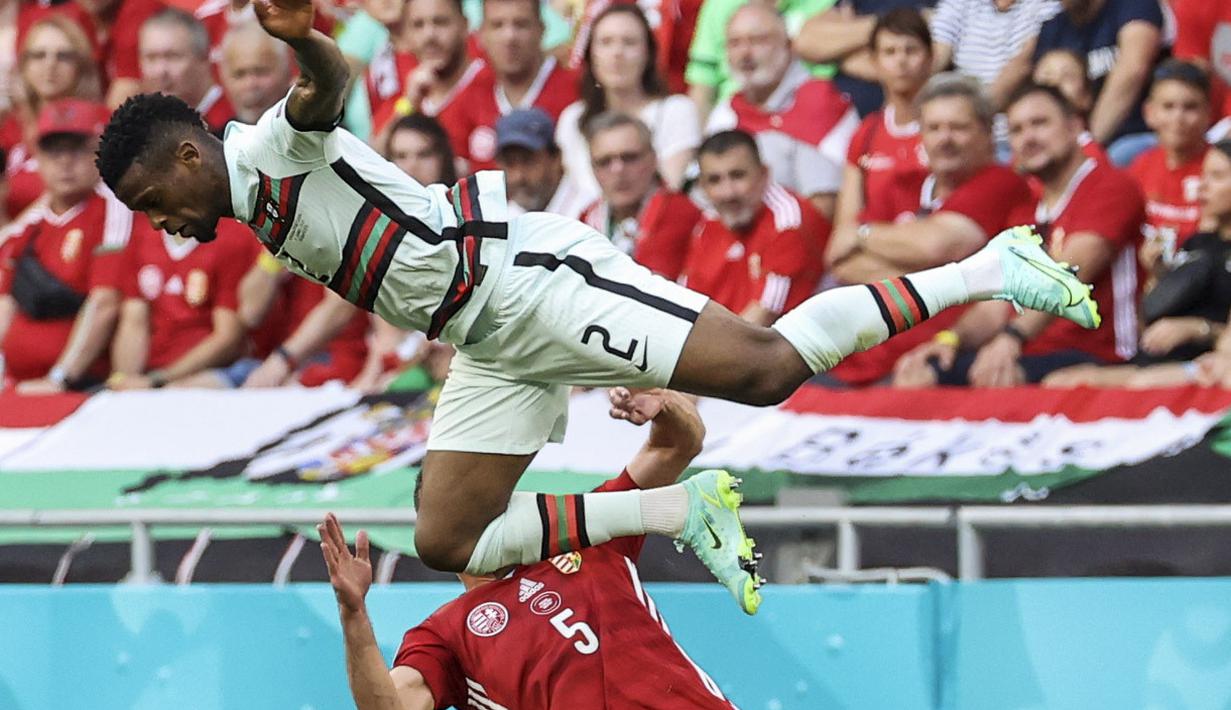 FOTO: Cristiano Ronaldo Cetak Dua Gol, Portugal Sikat Hungaria 3-0 ...