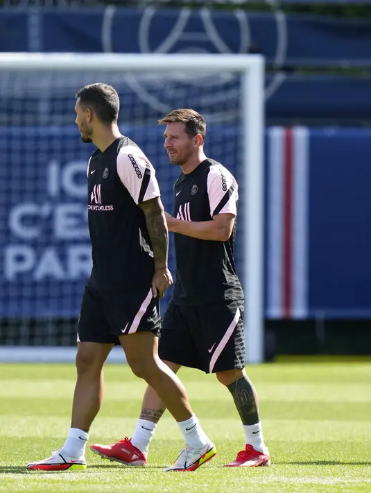 FOTO: Latihan Perdana Lionel Messi bersama PSG - Foto Liputan6.com