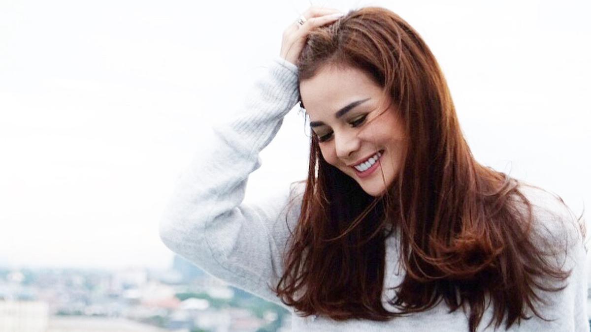 Cara Astrid Tiar quality time bareng suami - Entertainment Fimela.com