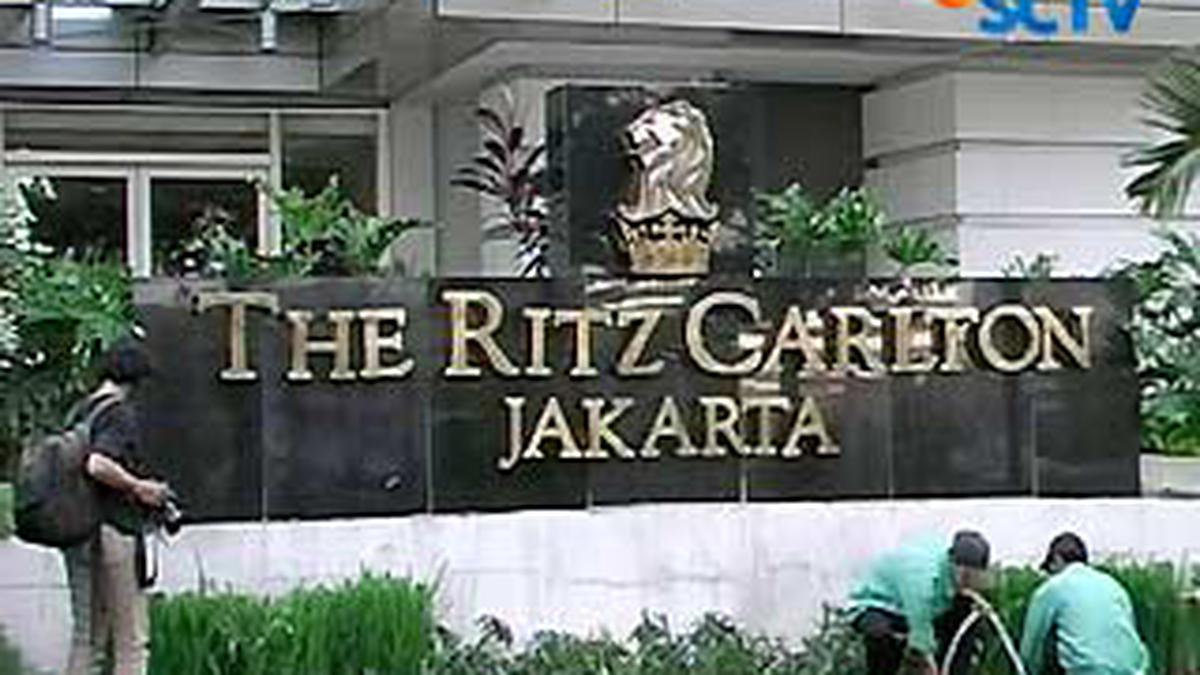 Lokasi Pemboman Terus Dibersihkan - News Liputan6.com