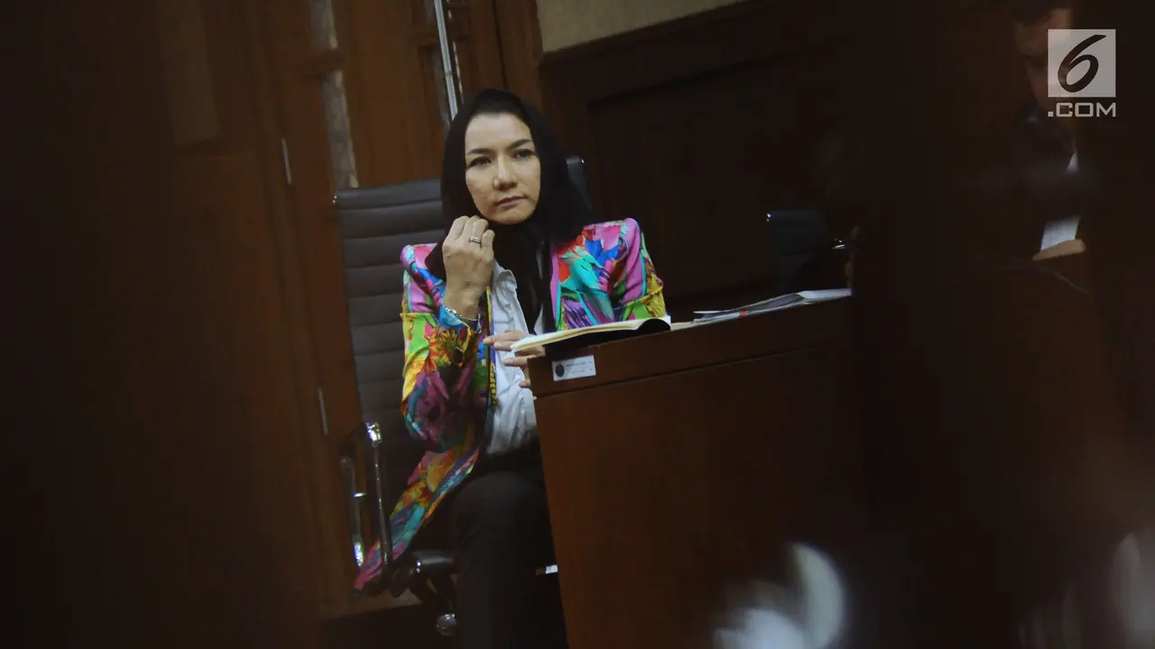 KPK Sita Barang Mewah Eks Bupati Kukar Rita Widyasari, Ada Lamborghini ...