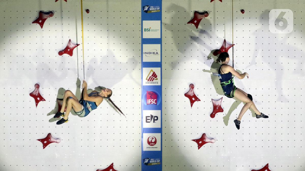Aksi Atlet Panjat Tebing di Seri ke-12 Kejuaraan Dunia Panjat Tebing 2022 Nomor Kecepatan - Foto ...