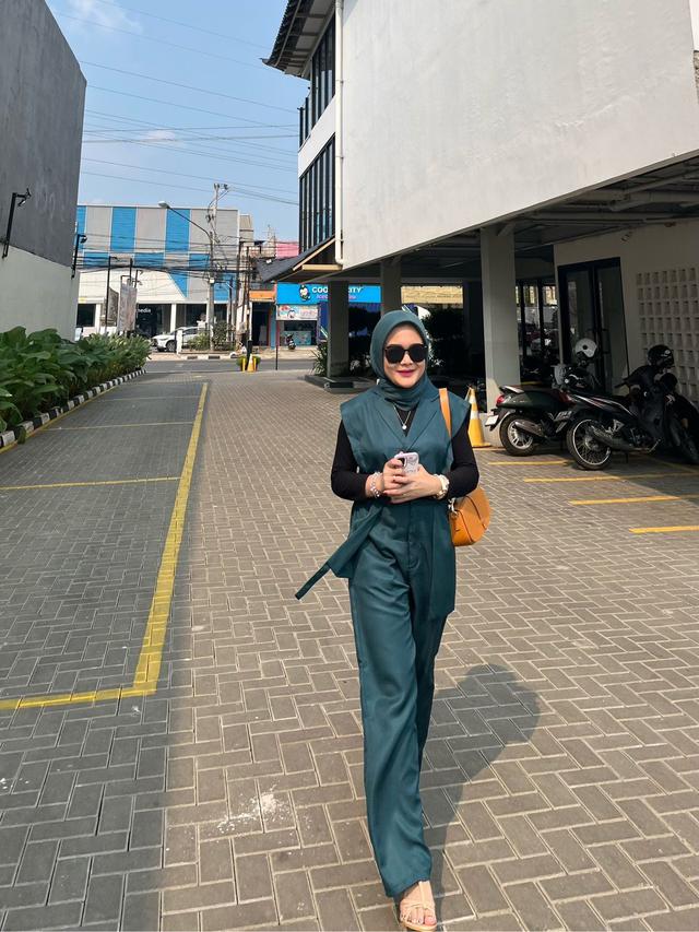 Influencer Yessy Anitoma Bangkit Usai Dilabeli Netizen Duta Sertifikat ...