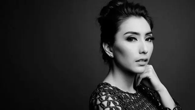 Tyas Mirasih, Si Seksi Pengumbar Sensasi - ShowBiz Liputan6.com