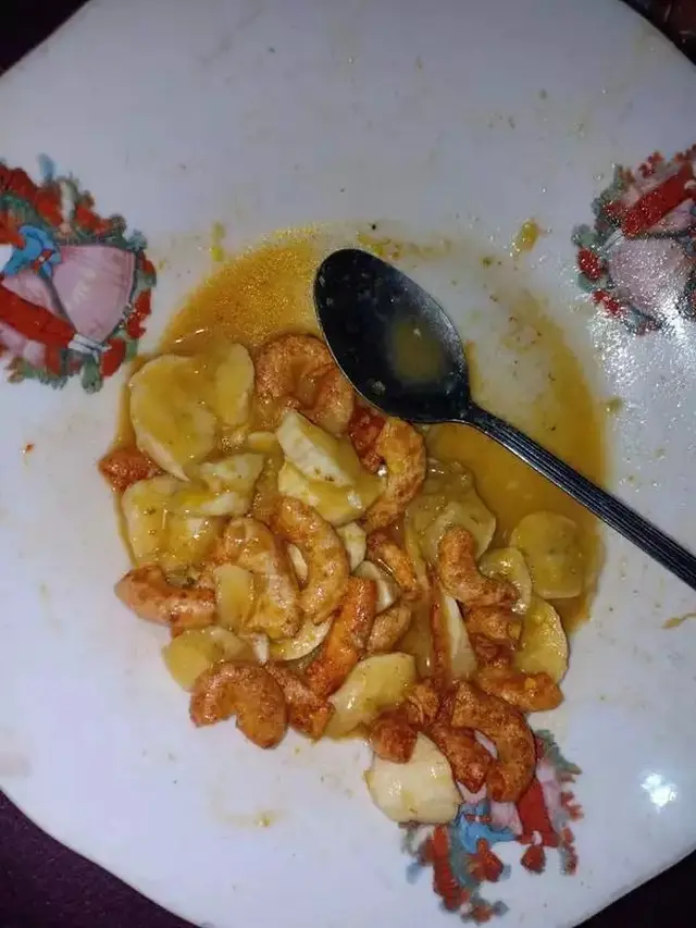 10 Potret Nyeleneh Makanan Dicampur Buah Ini Bikin Geleng Kepala ...