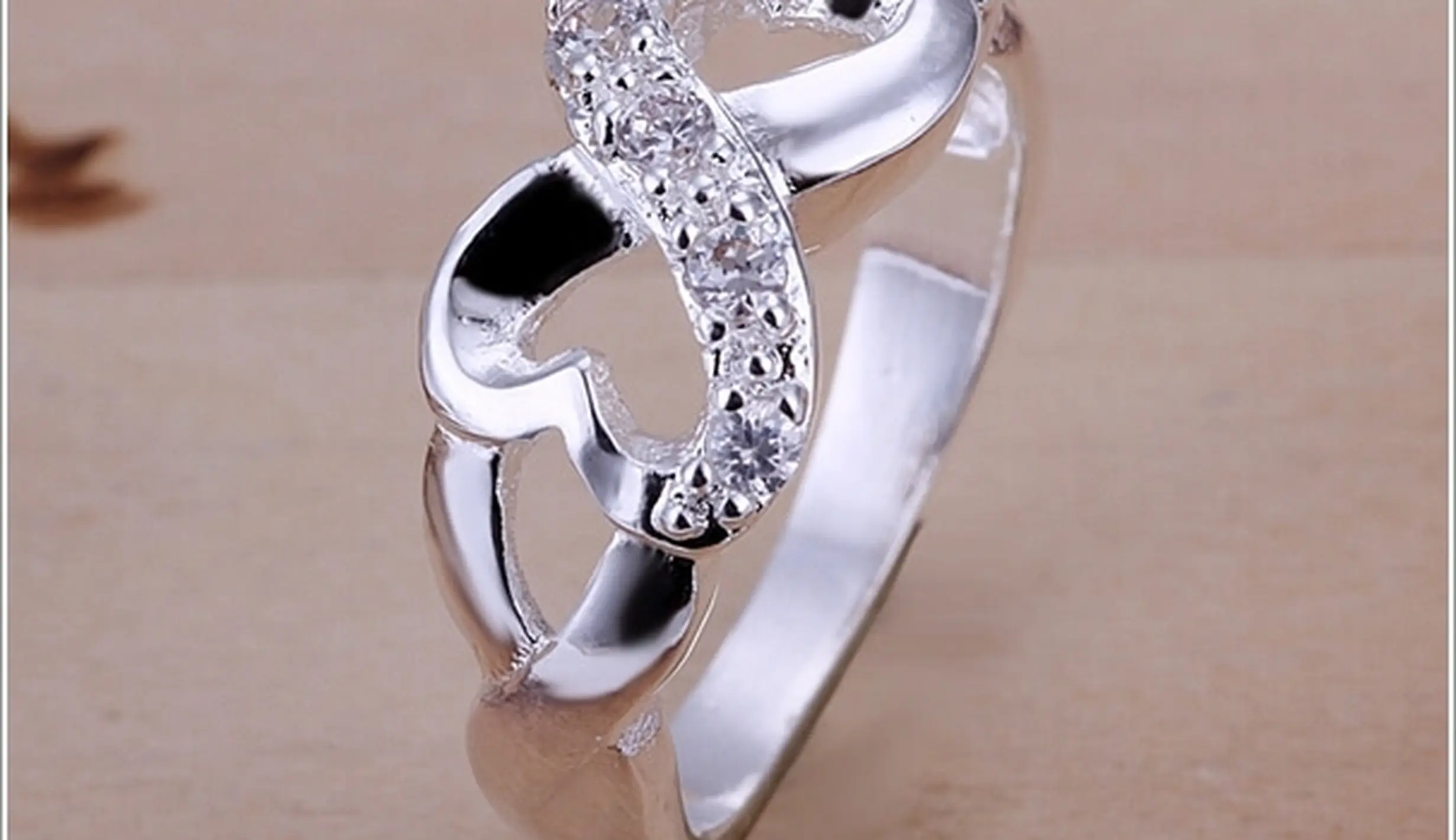 9 Inspirasi Desain Cincin Perak Super Cantik dan Manis - Photo Fimela.com