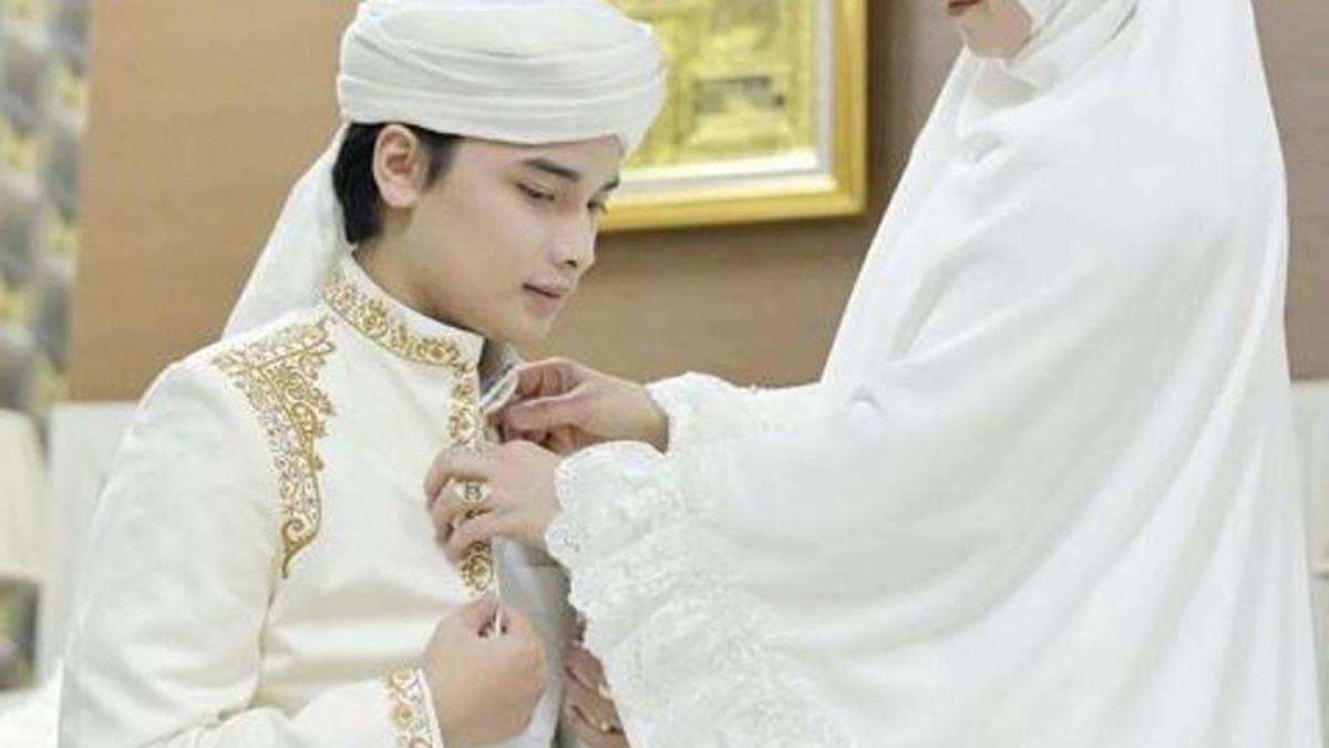 Muhammad Alvin Faiz Nikahi Larissa Chou karena Hal Ini - ShowBiz ...