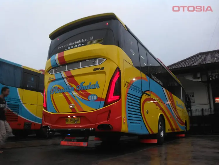 10 Potret Sasis Bus AKAP Kelas Menengah yang Ada di Indonesia, Banyak ...