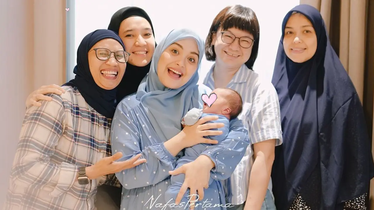 30 Ucapan Syukur Kelahiran Anak Islam, Penuh Doa dan Harapan - Hot ...