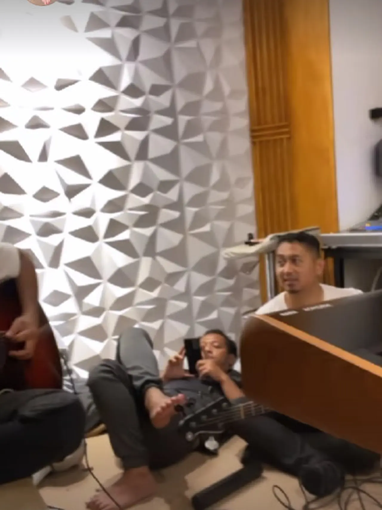 Nissa Sabyan Diduga Tak Sengaja Pamer Panggilan Sayang dari Ayus saat Rekam Momen Latihan Bareng ...