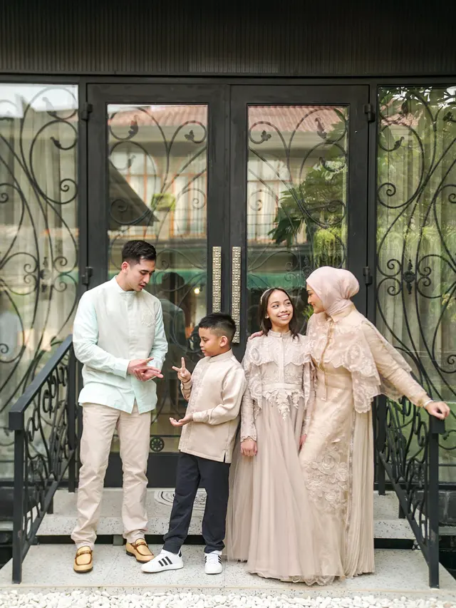 Heboh Foto Kebersamaan Verrell Bramasta dan Putri Zulkifli Hasan di ...