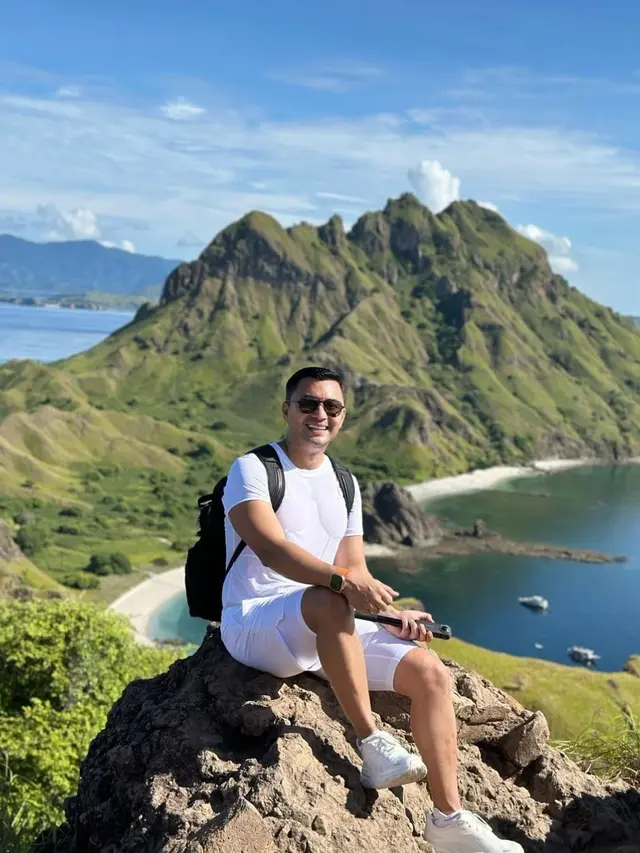 7 Aktor Blasteran Tampil Awet Muda di Usia 40-an, Mike Lewis Curi ...