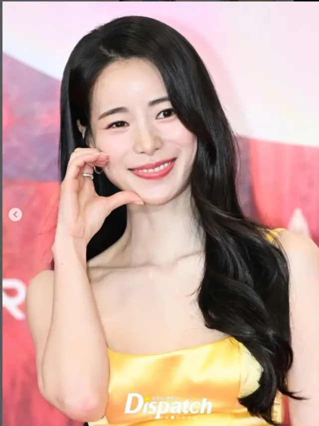 6 Tampilan Terbaik Artis Korea di Baeksang Arts Awards 2024, dari Song ...