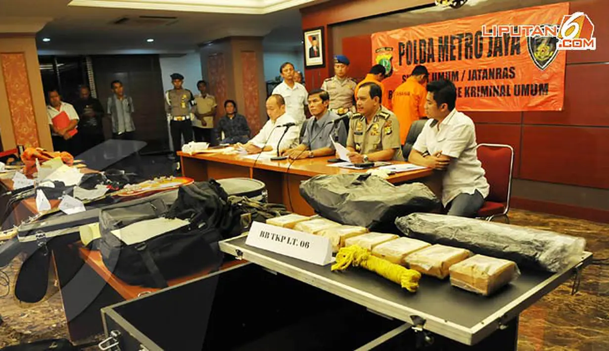 Ini Barang Bukti Pembunuhan Holly Angela - Foto Liputan6.com