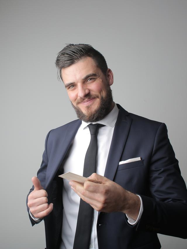 17 Cara Pakai Dasi Simpel Berbagai Model, Sesuaikan Kebutuhan - Hot ...