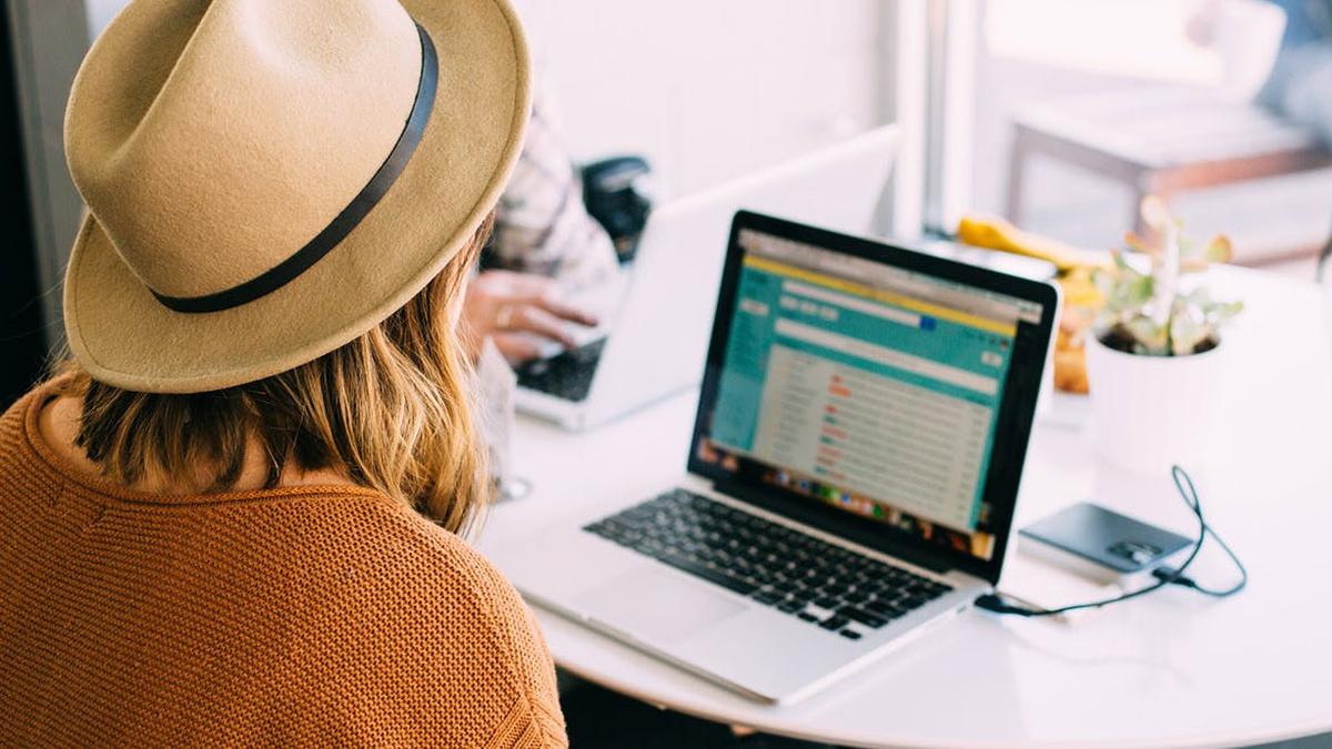 5 Alasan Pengguna Internet Tak Disarankan Pakai Email Kantor untuk ...