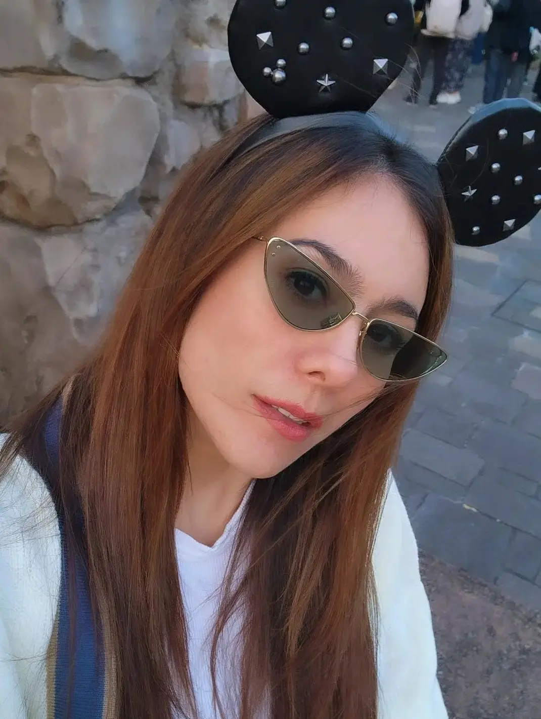 10 Potret Close Up Memukau Wulan Guritno Bak Dewi Tunjukkan Paras ...