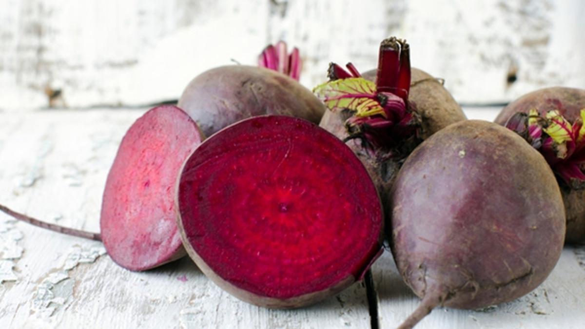 Ladies, Inilah 5 Manfaat Mengejutkan Buah Bit Untuk Kesehatan