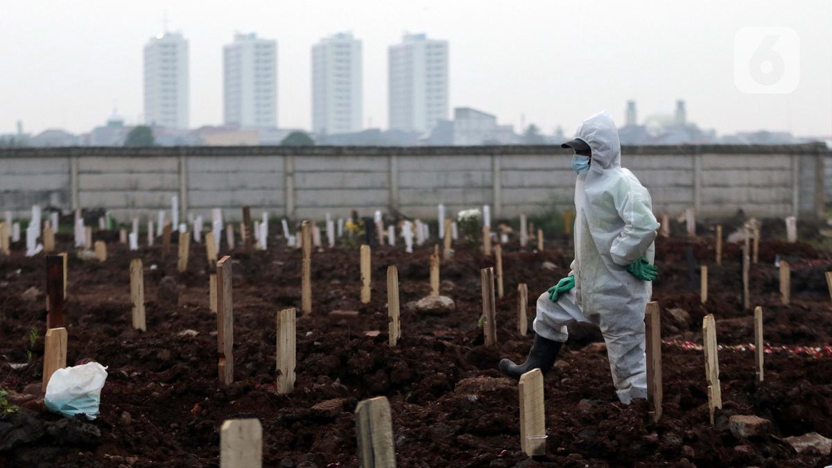 FOTO: TPU Rorotan Sudah Terisi 900 Jenazah dengan Protokol Covid-19