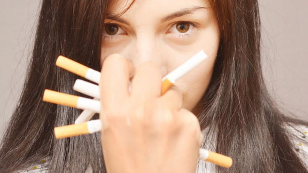 Bahaya Merokok Bagi Wanita, Bisa Cepat Tua dan Menopause Lebih Awal