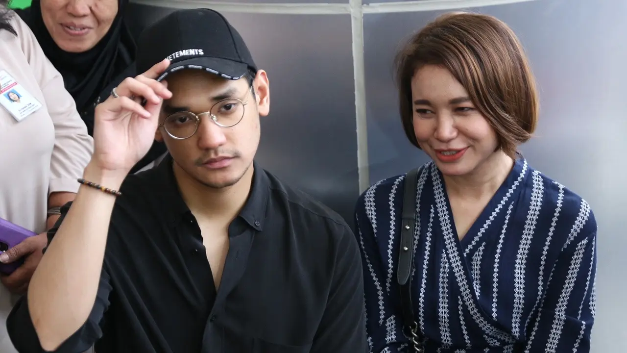 Ulang Tahun ke-29, Afgan Syahreza Ingin Jam Mewah dari Rossa - ShowBiz ...