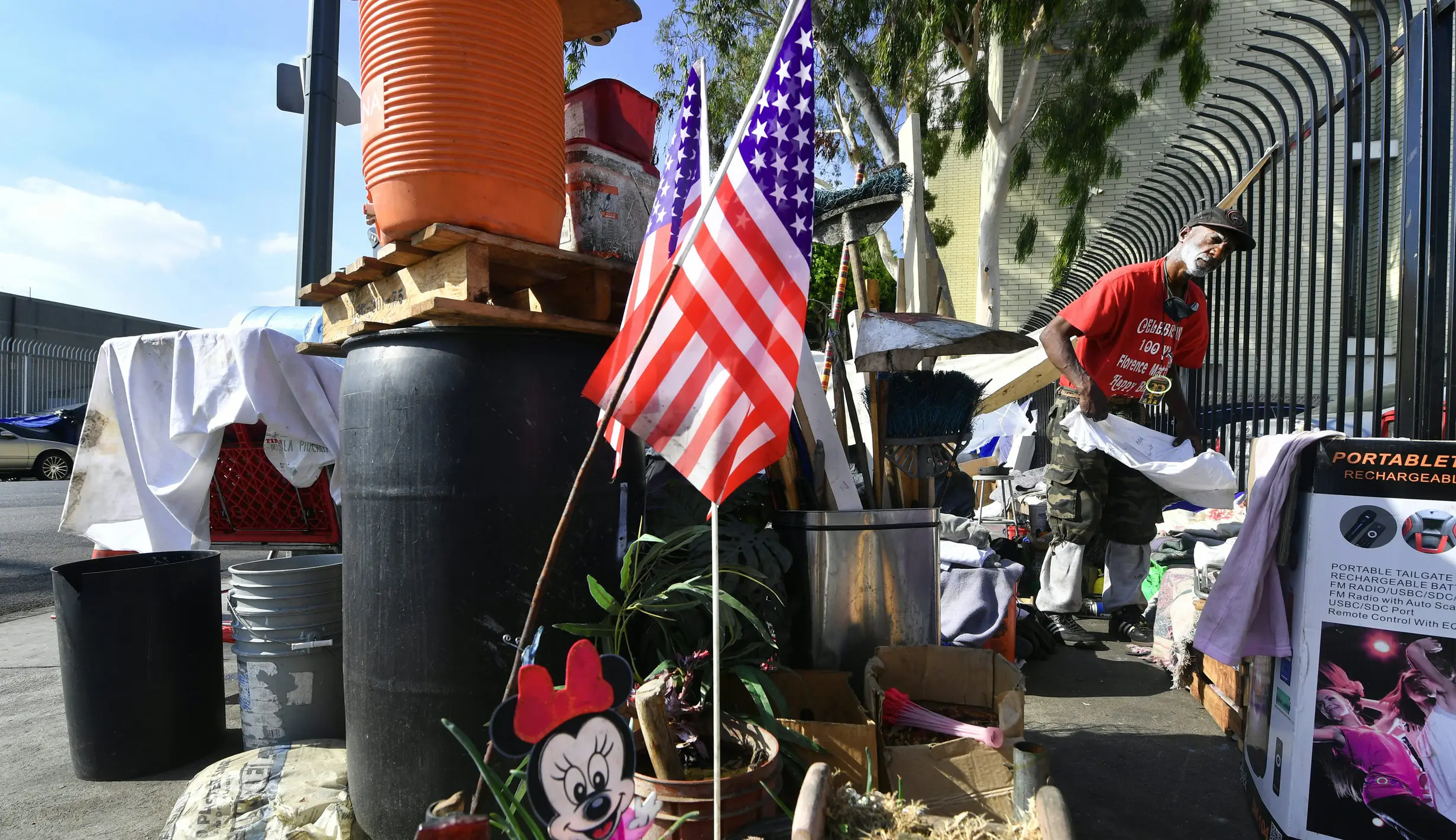 PHOTO: Hidup sebagai Tunawisma, Begini Nasib Veteran Amerika Serikat ...